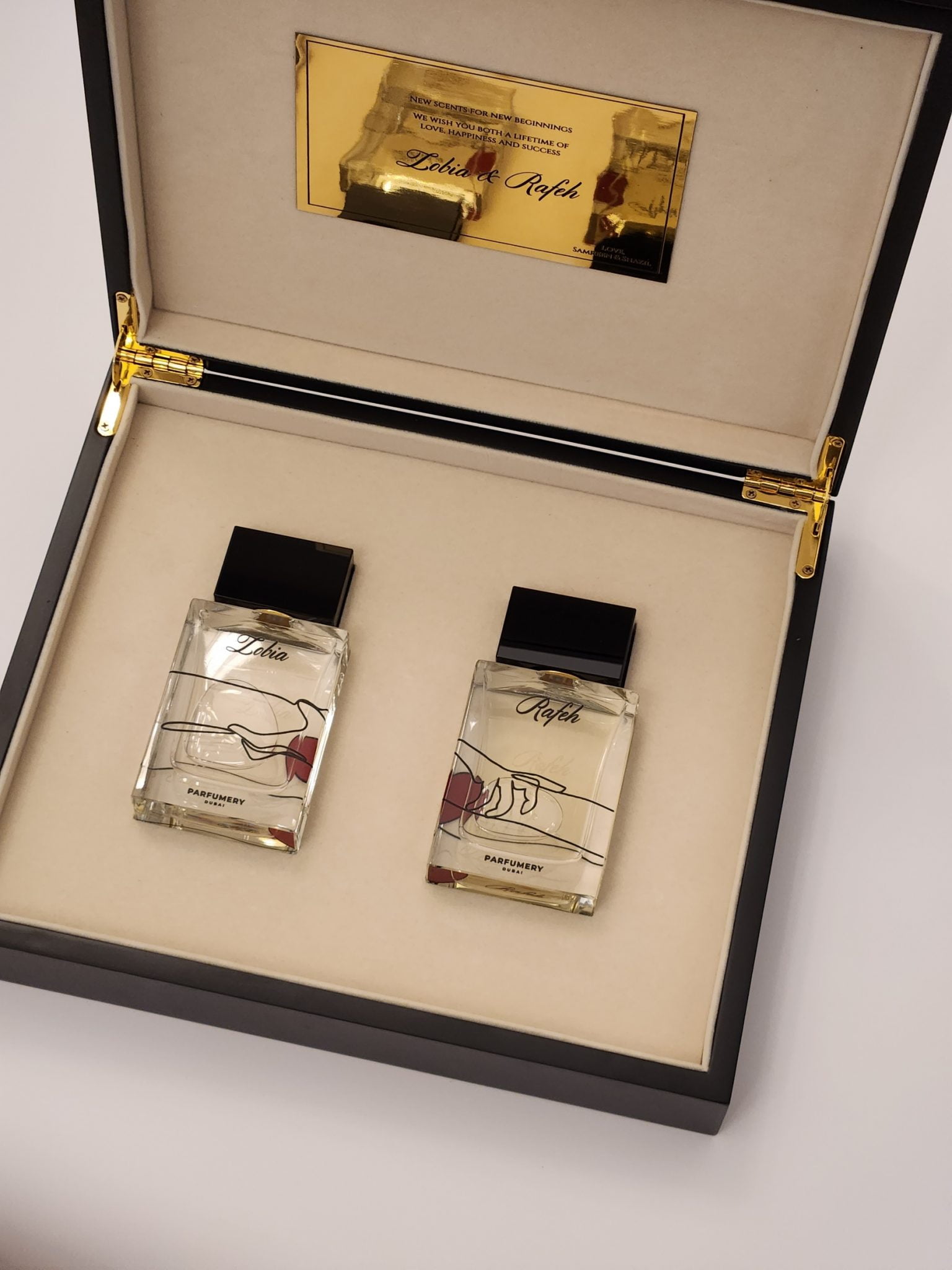 About Us - Custom Perfume Gifts Dubai - Parfumery